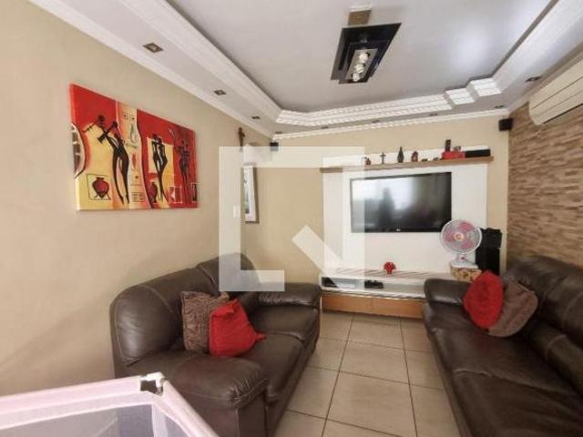 Apartamento à Venda Jardim Umuarama, 3 Quartos, 85 m2