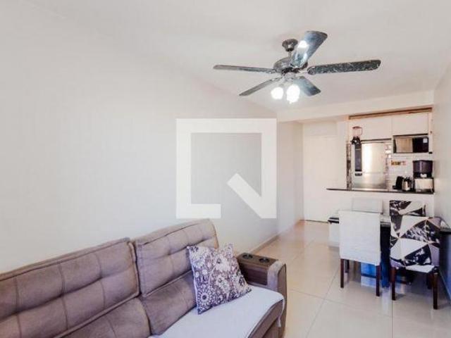 Apartamento à Venda Jardim Adriana, 2 Quartos, 45 m² Guarulhos