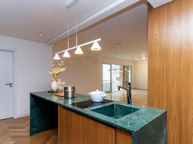 Apartamento à venda | Jardim América | Reformado | 168 m² | 3 Suítes | 1 Vaga | R$ 3.590.000