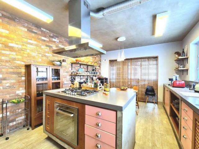Apartamento à Venda jardim America, 3 suites, deposito privativo, reformado