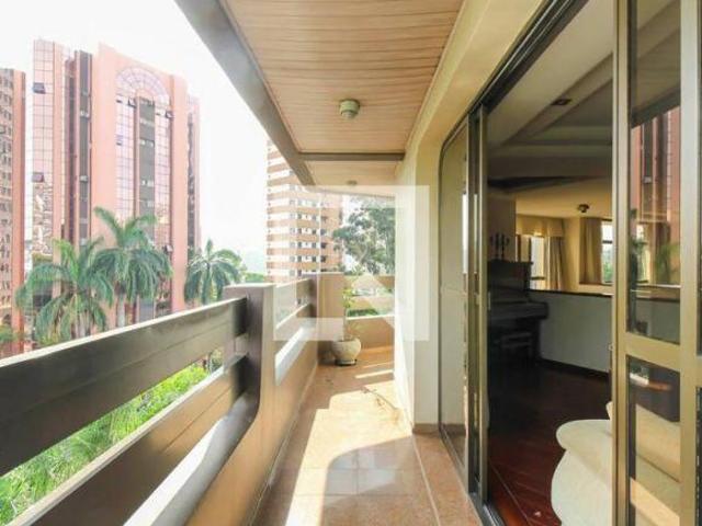 Apartamento à Venda Jardim Avelino, 4 Quartos, 257 m2