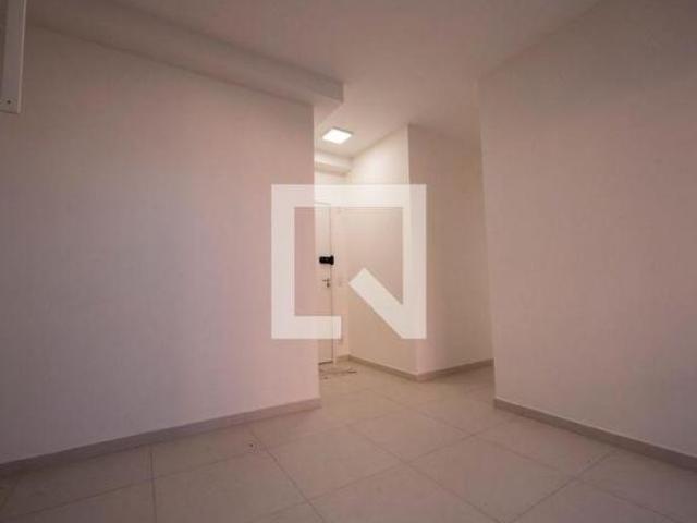 Apartamento à Venda Jardim Esperança, 2 Quartos, 60 m2
