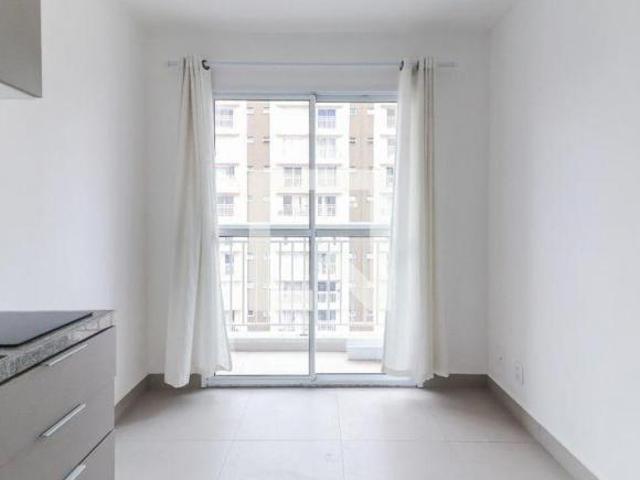 Apartamento à Venda Jardim Éster Yolanda, 1 Quarto, 24 m2
