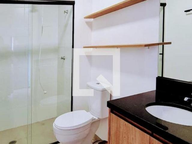 Apartamento à Venda Jardim Éster Yolanda, 1 Quarto, 24 m2