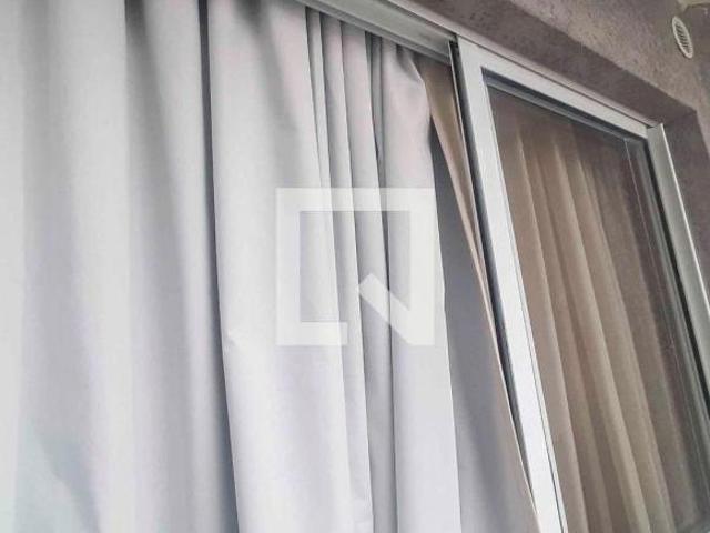 Apartamento à Venda Jardim Éster Yolanda, 1 Quarto, 25 m2