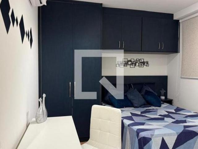 Apartamento à Venda Jardim Éster Yolanda, 1 Quarto, 27 m2