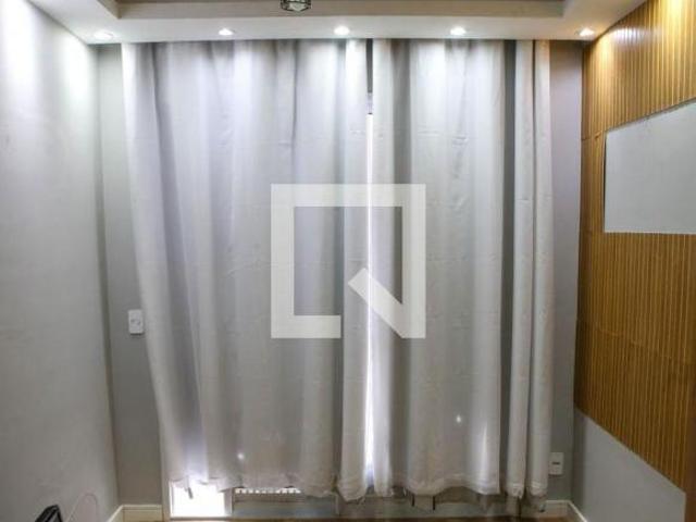 Apartamento à Venda Jardim Éster Yolanda, 2 Quartos, 40 m2