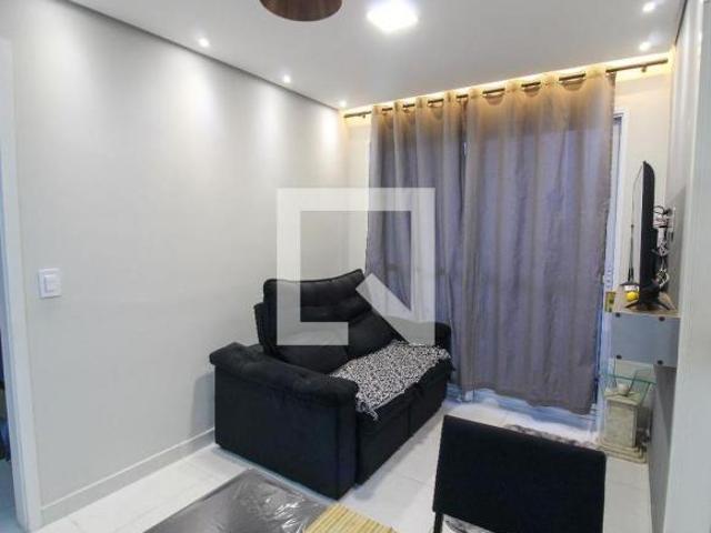 Apartamento à Venda Jardim Éster Yolanda, 2 Quartos, 40 m2