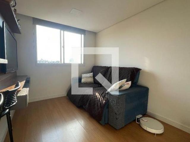 Apartamento à Venda Jardim Éster Yolanda, 2 Quartos, 42 m2