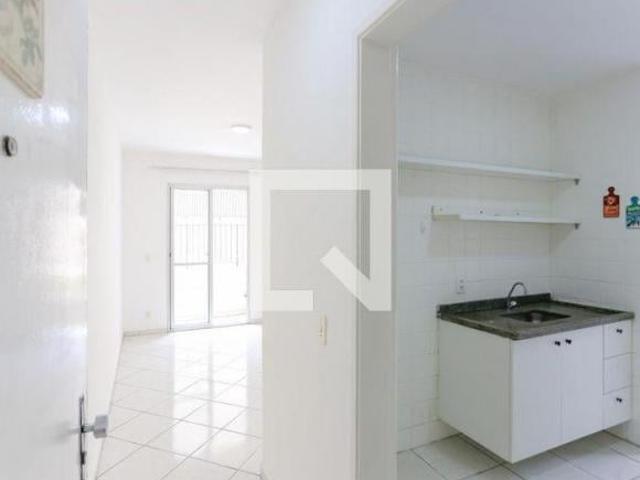 Apartamento à Venda Jardim Éster Yolanda, 2 Quartos, 47 m2