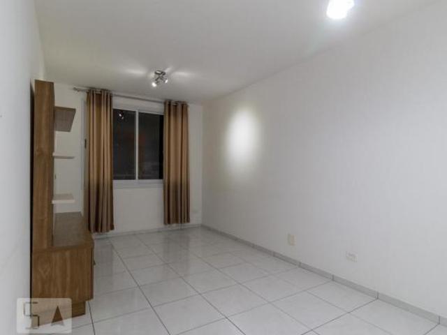 Apartamento à Venda Jardim Éster Yolanda, 2 Quartos, 55 m2