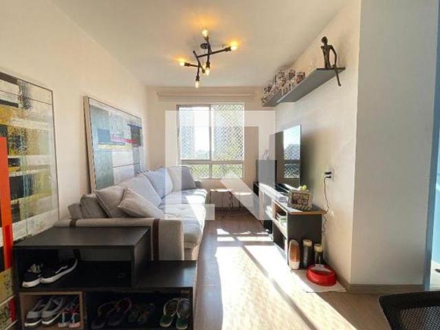 Apartamento à Venda Jardim Éster Yolanda, 2 Quartos, 55 m2