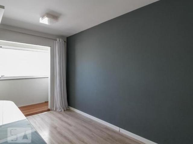 Apartamento à Venda Jardim Éster Yolanda, 2 Quartos, 60 m2
