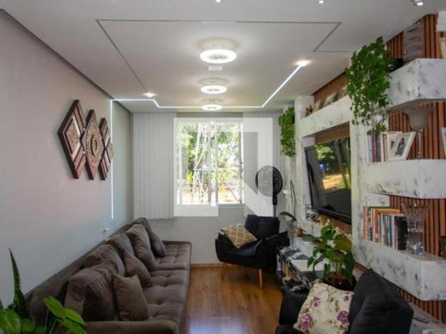 Apartamento à Venda Jardim Éster Yolanda, 2 Quartos, 70 m2