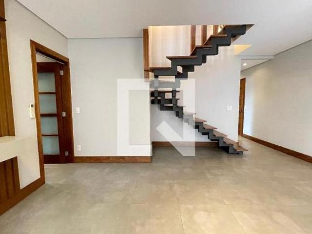 Apartamento à Venda Jardim Éster Yolanda, 2 Quartos, 200 m2