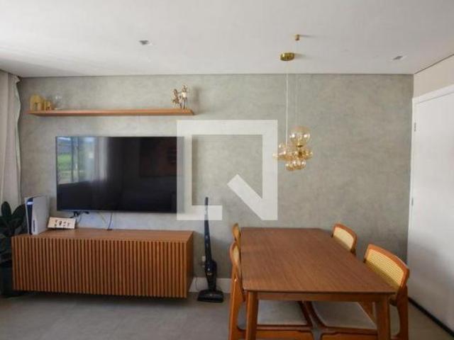 Apartamento à Venda Jardim Éster Yolanda, 2 Quartos, 300 m² São Paulo