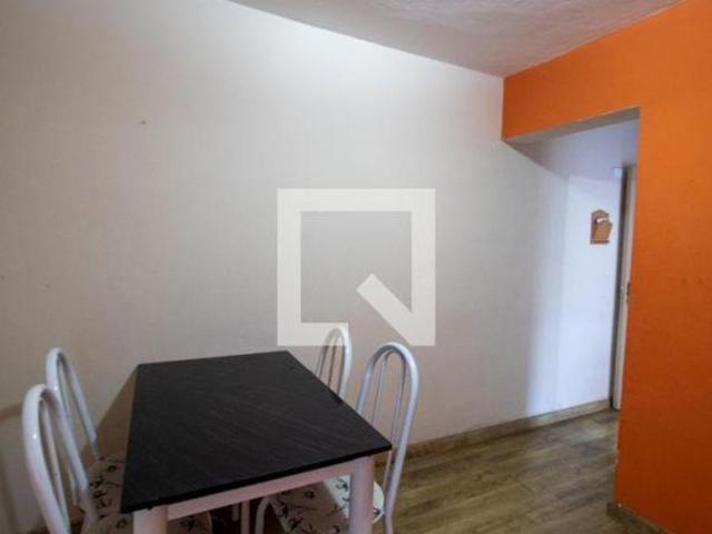Apartamento à Venda Jardim Éster Yolanda, 4 Quartos, 70 m2