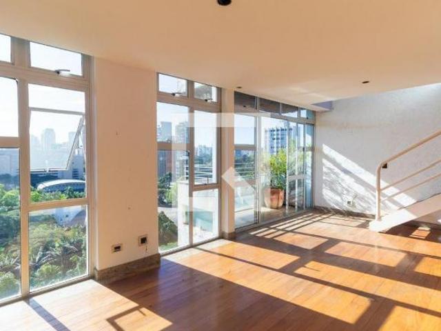 Apartamento à Venda Jardim Europa, 2 Quartos, 235 m2