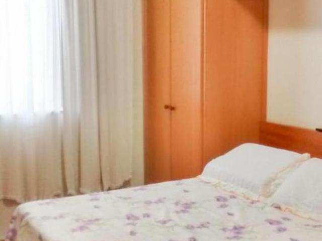 Apartamento à Venda Jardim Interlagos, 3 Quartos, 77 m2