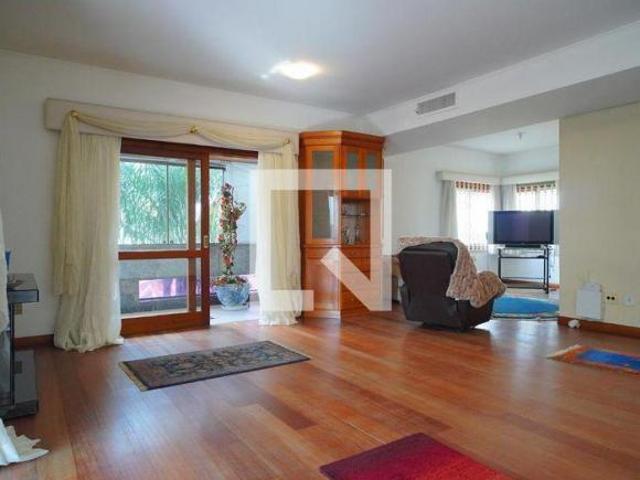Apartamento à Venda Jardim Lindóia, 3 Quartos, 450 m² Porto Alegre