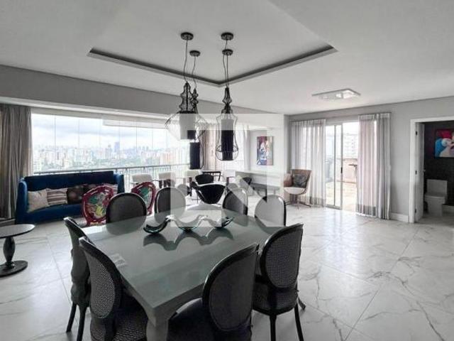 Apartamento à Venda Jardim Marajoara, 3 Quartos, 240 m2
