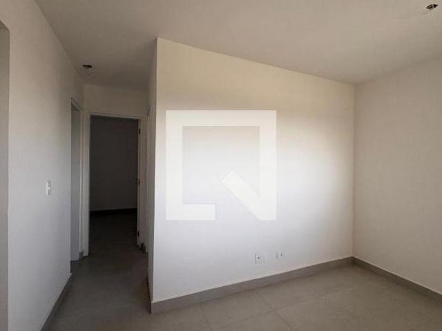 Apartamento à Venda Jardim Marisa, 2 Quartos, 38 m2