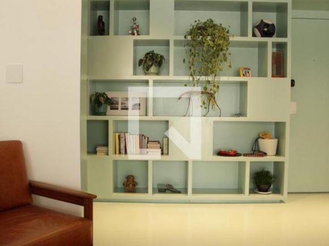 Apartamento à Venda Jardim Paulista, 1 Quarto, 94 m2