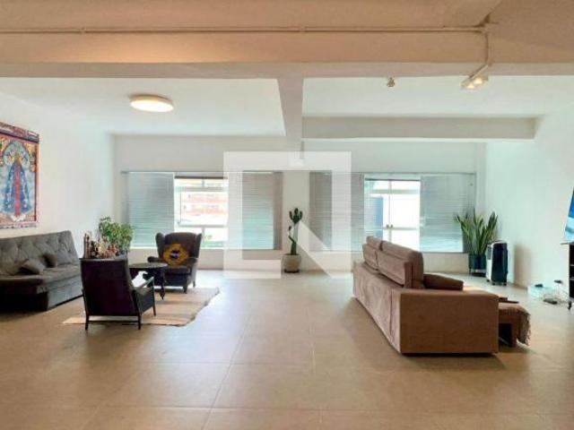 Apartamento à Venda Jardim Paulista, 1 Quarto, 150 m2