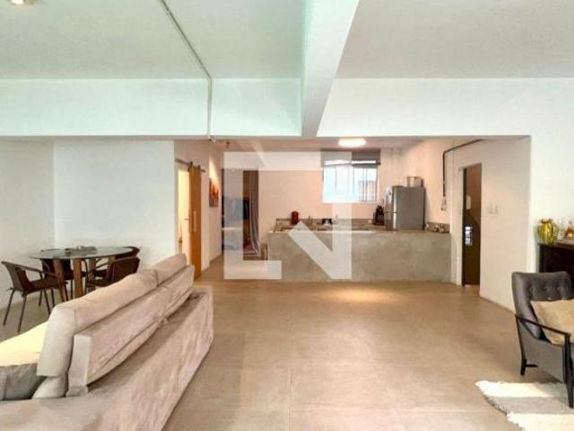 Apartamento à Venda Jardim Paulista, 1 Quarto, 150 m2