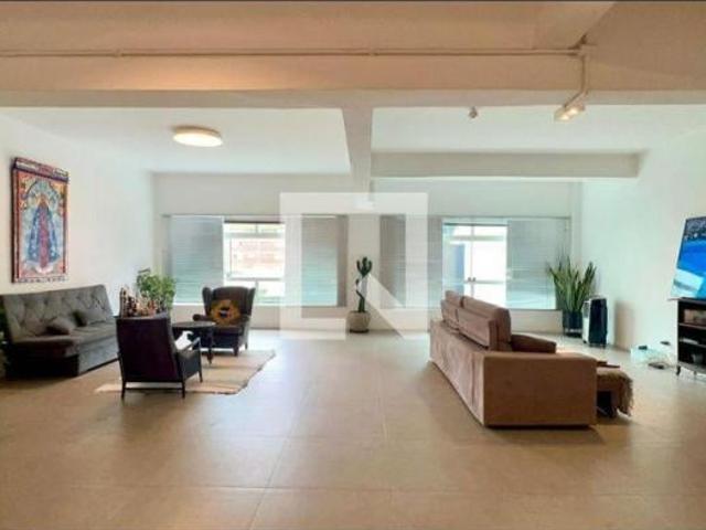 Apartamento à Venda Jardim Paulista, 1 Quarto, 150 m² São Paulo
