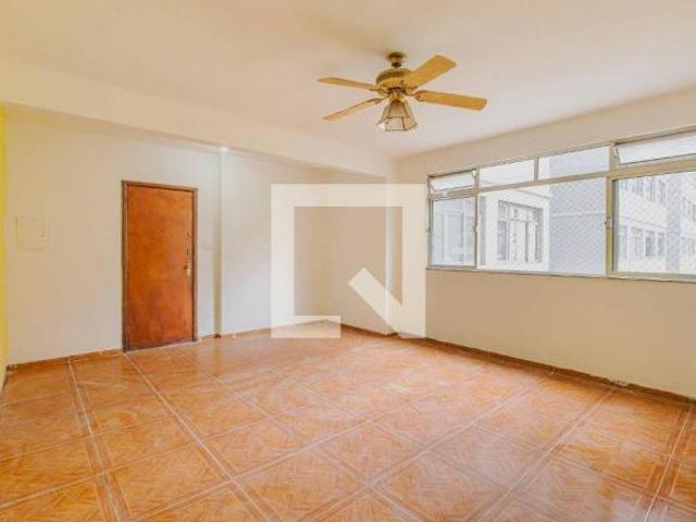 Apartamento à Venda Jardim Paulista, 2 Quartos, 137 m2