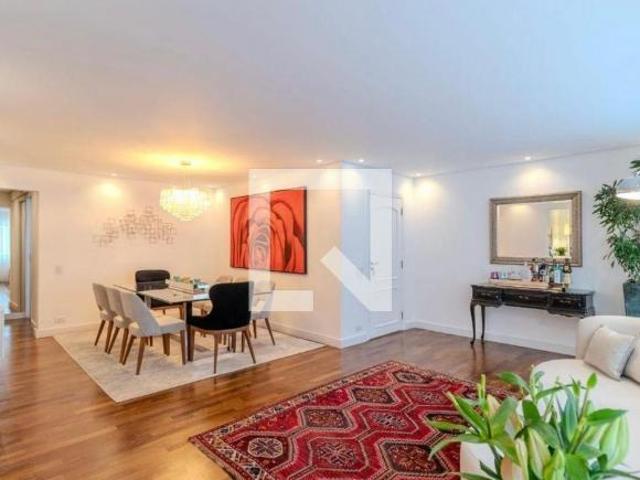 Apartamento à Venda Jardim Paulista, 2 Quartos, 131 m2