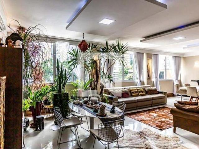 Apartamento à Venda Jardim Paulista, 2 Quartos, 200 m2