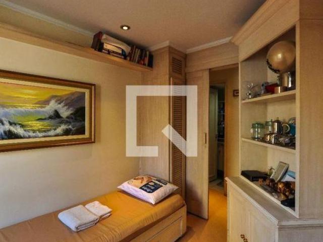 Apartamento à Venda Jardim Paulista, 2 Quartos, 58 m2