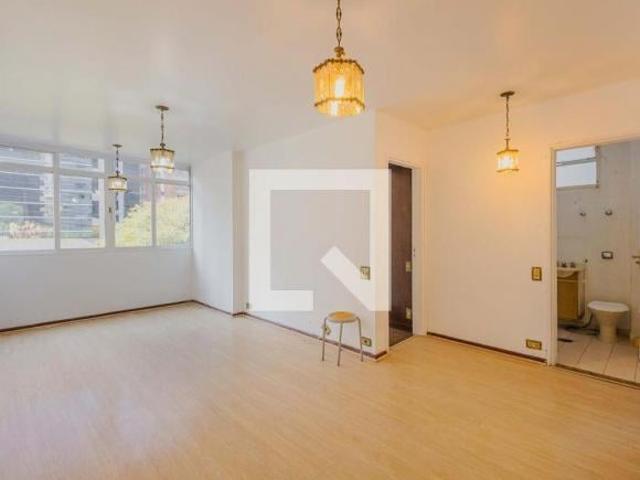 Apartamento à Venda Jardim Paulista, 2 Quartos, 72 m2