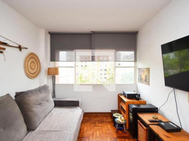 Apartamento à Venda Jardim Paulista, 2 Quartos, 72 m2