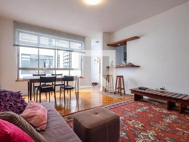 Apartamento à Venda Jardim Paulista, 2 Quartos, 75 m2