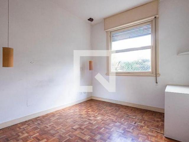 Apartamento à Venda Jardim Paulista, 2 Quartos, 75 m2