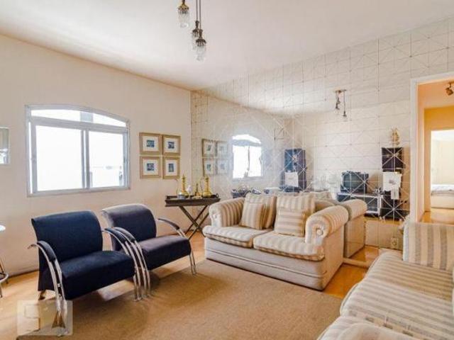 Apartamento à Venda Jardim Paulista, 2 Quartos, 80 m2