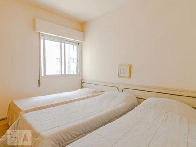 Apartamento à Venda Jardim Paulista, 2 Quartos, 80 m2