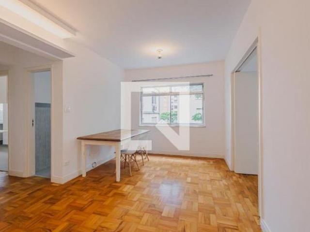 Apartamento à Venda Jardim Paulista, 2 Quartos, 84 m2