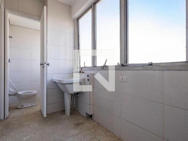 Apartamento à Venda Jardim Paulista, 2 Quartos, 84 m2