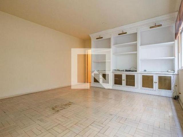 Apartamento à Venda Jardim Paulista, 2 Quartos, 90 m2