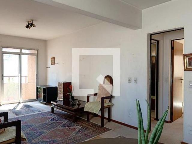 Apartamento à Venda Jardim Paulista, 2 Quartos, 90 m2