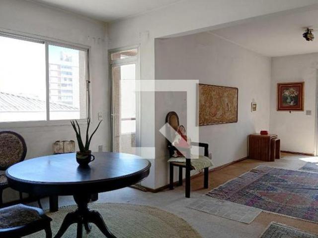 Apartamento à Venda Jardim Paulista, 2 Quartos, 90 m2