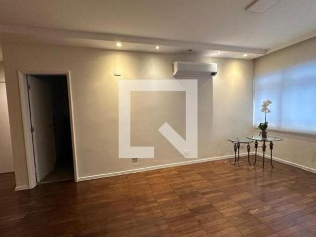 Apartamento à Venda Jardim Paulista, 2 Quartos, 98 m2