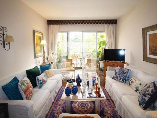 Apartamento à Venda Jardim Paulista, 3 Quartos, 135 m2