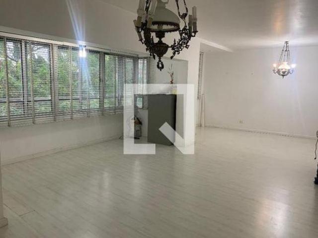 Apartamento à Venda Jardim Paulista, 3 Quartos, 250 m2