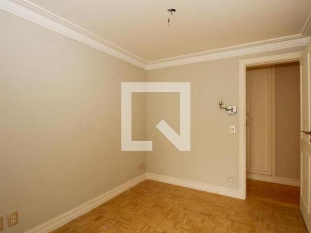 Apartamento à Venda Jardim Paulista, 3 Quartos, 350 m2