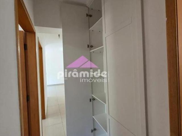 Apartamento à venda, Jardim Pereira do Amparo, Centro, Jacareí, SP